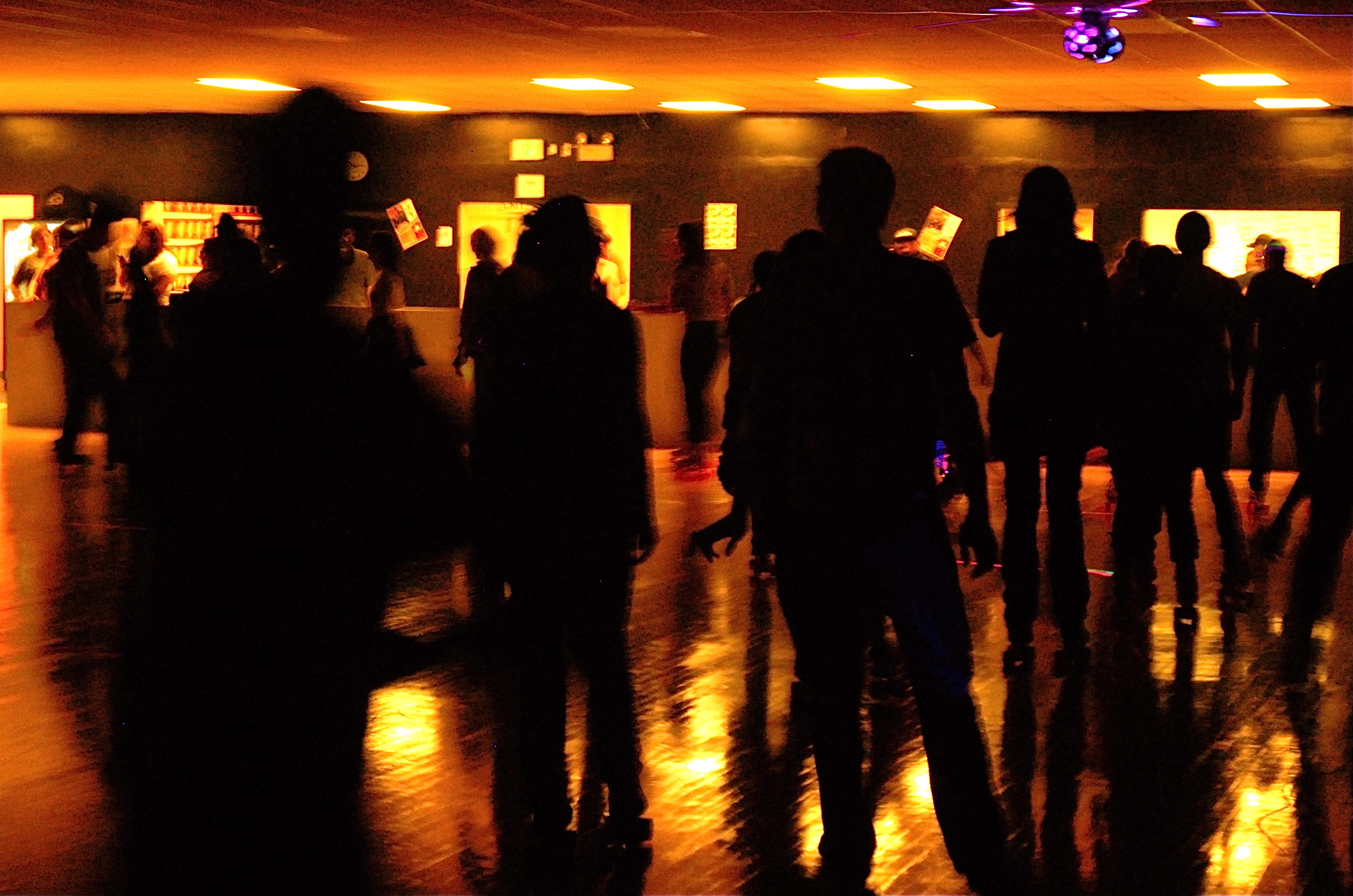 UPDATE - SLIDESHOW:Southgate Roller Rink reopens, nearly 300 attend ...